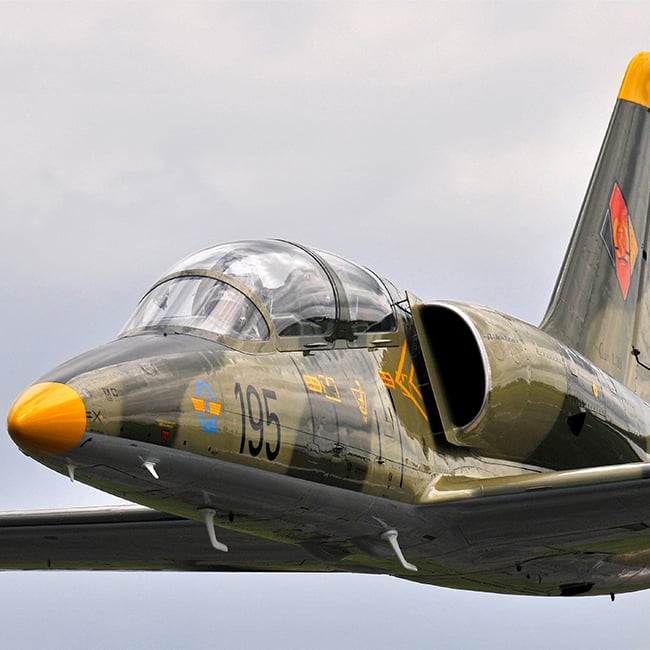 Fly a Fighter Jet near Tampa | Virgin Experience Gifts