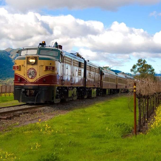 Napa Valley Lunch Train for Two | Virgin Experience Gifts
