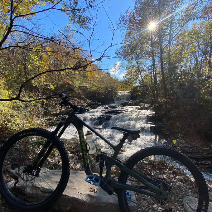 Full Day Greenway Bike Tour in Arkansas | Virgin Experience Gifts
